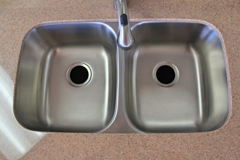 Eastonite Cultured Granite - Easton Industries | Bath Transformers