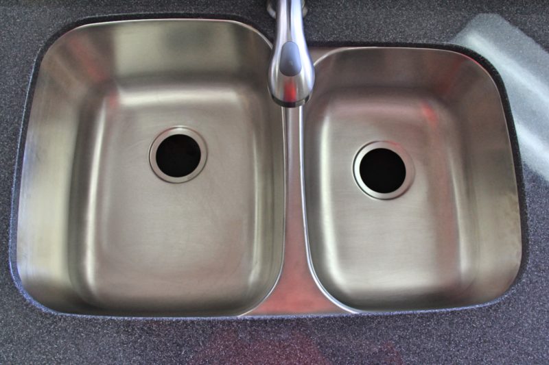 Eastonite Cultured Granite - Easton Industries | Bath Transformers