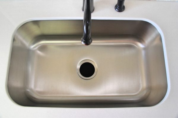 Eastonite Cultured Granite - Easton Industries | Bath Transformers